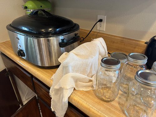 How To Can Bone Broth - Gubba Homestead